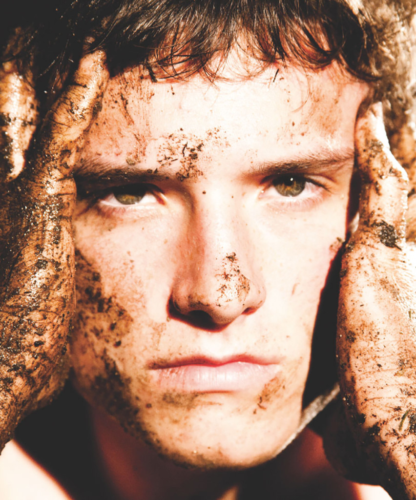 Dakota Fanning Kissing Josh Hutcherson